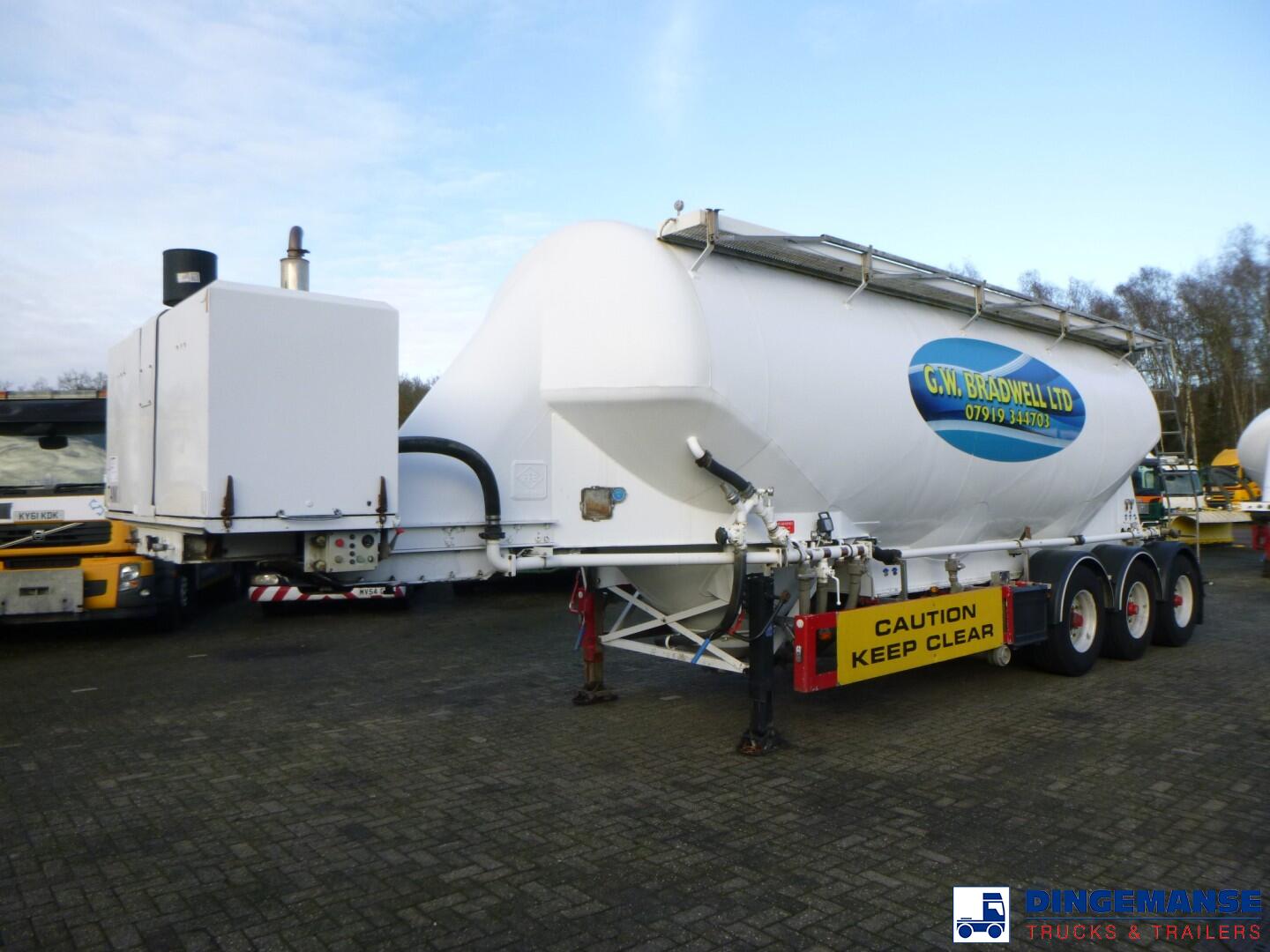 Feldbinder Powder tank alu 40 m3 + engine/compressor | Tankoplegger ...